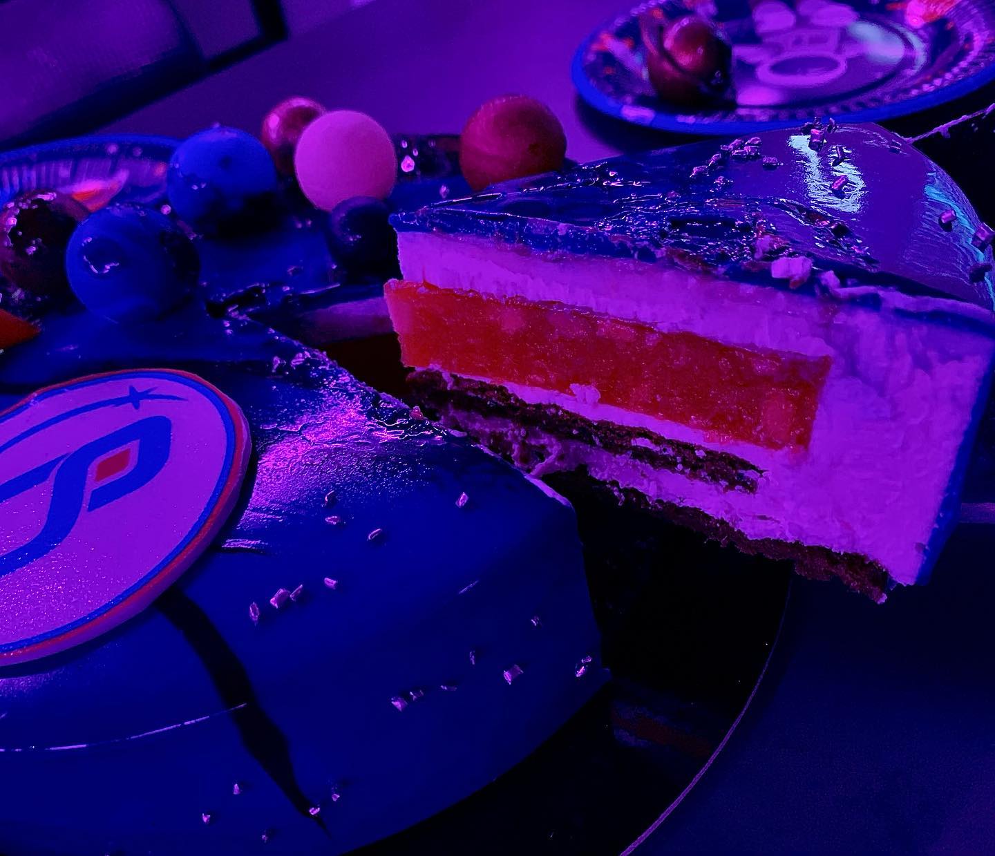 Cosmoport | Branded Cake